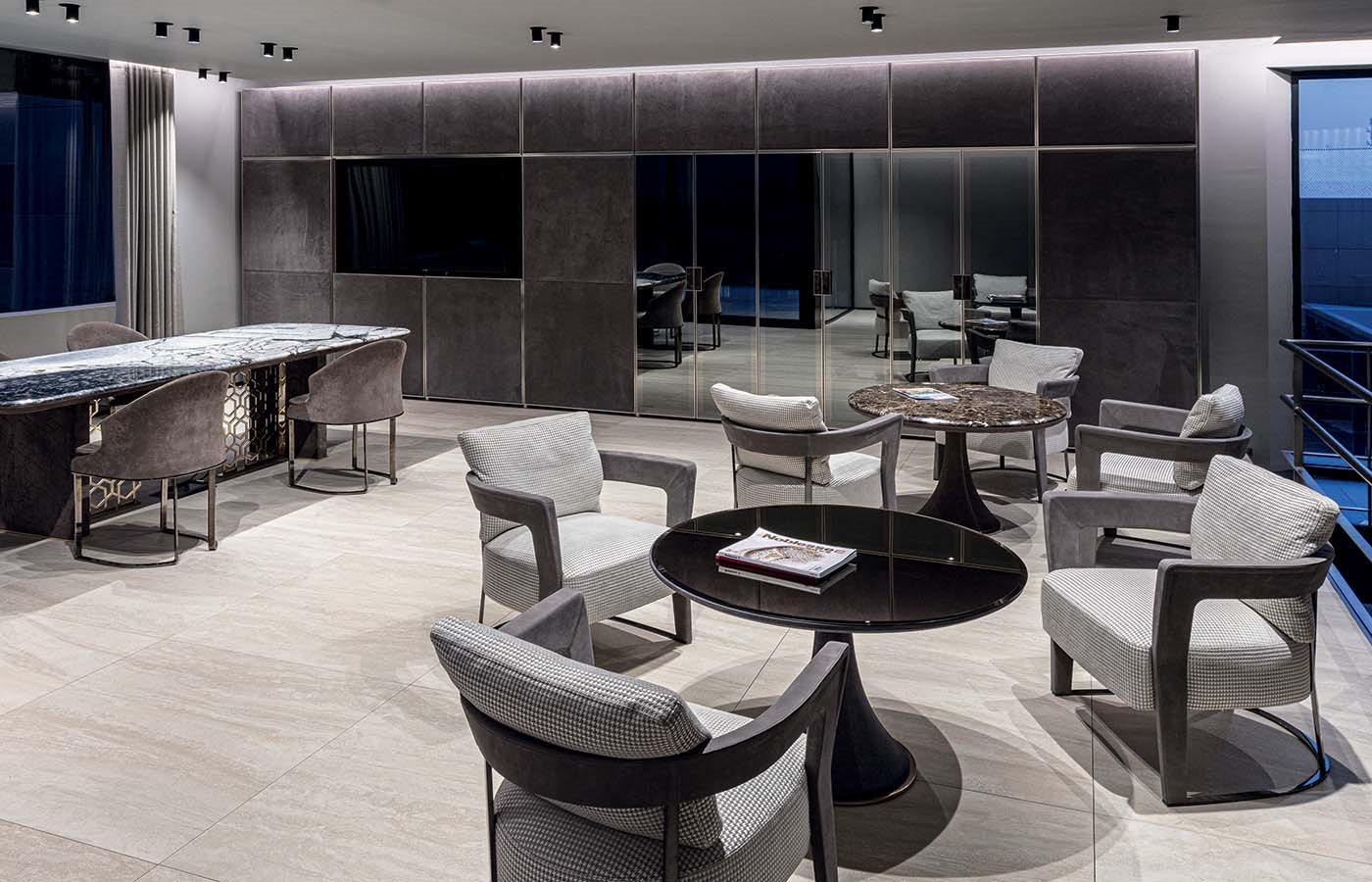 Boiserie with wooden structure for living room Ianus - Longhi.it